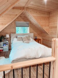 20 Ft. Wide Cabins | Canada | Knotty Pine Cabins